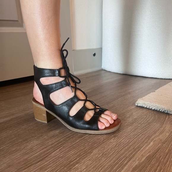 PacSun | Shoes | Pacsun Laceup Block Heel Sandals | Poshmark